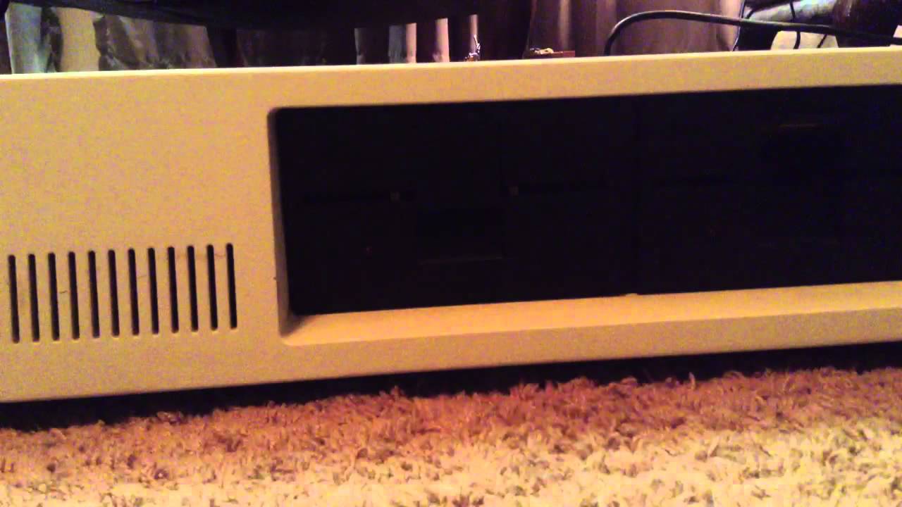 IBM PC 5150 floppy drive operation - YouTube