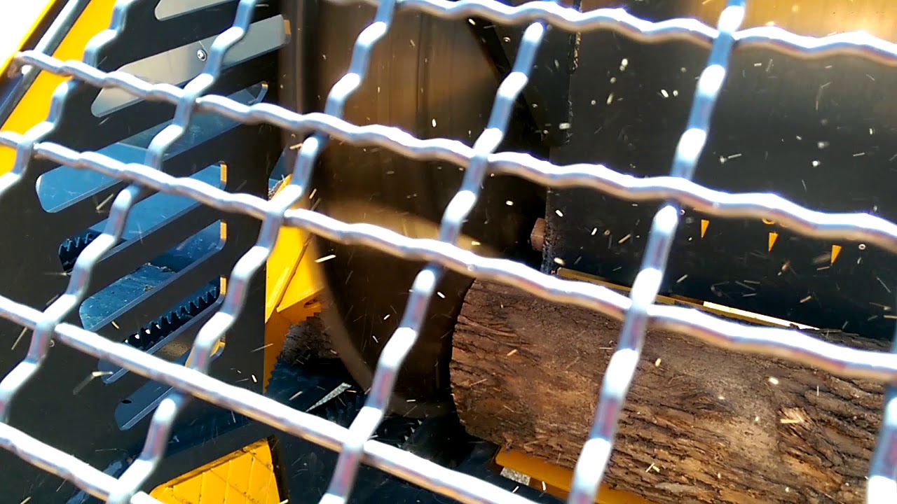 FAST Firewood processor Circular PTO driven - YouTube