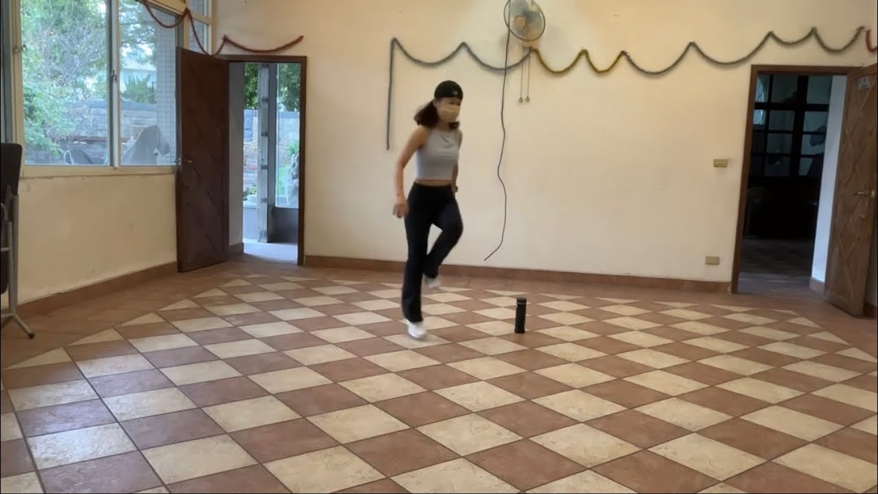 Siete Saltos(Seven Jumps)-逗趣7跳-Denmark_丹麥🇩🇰 - YouTube