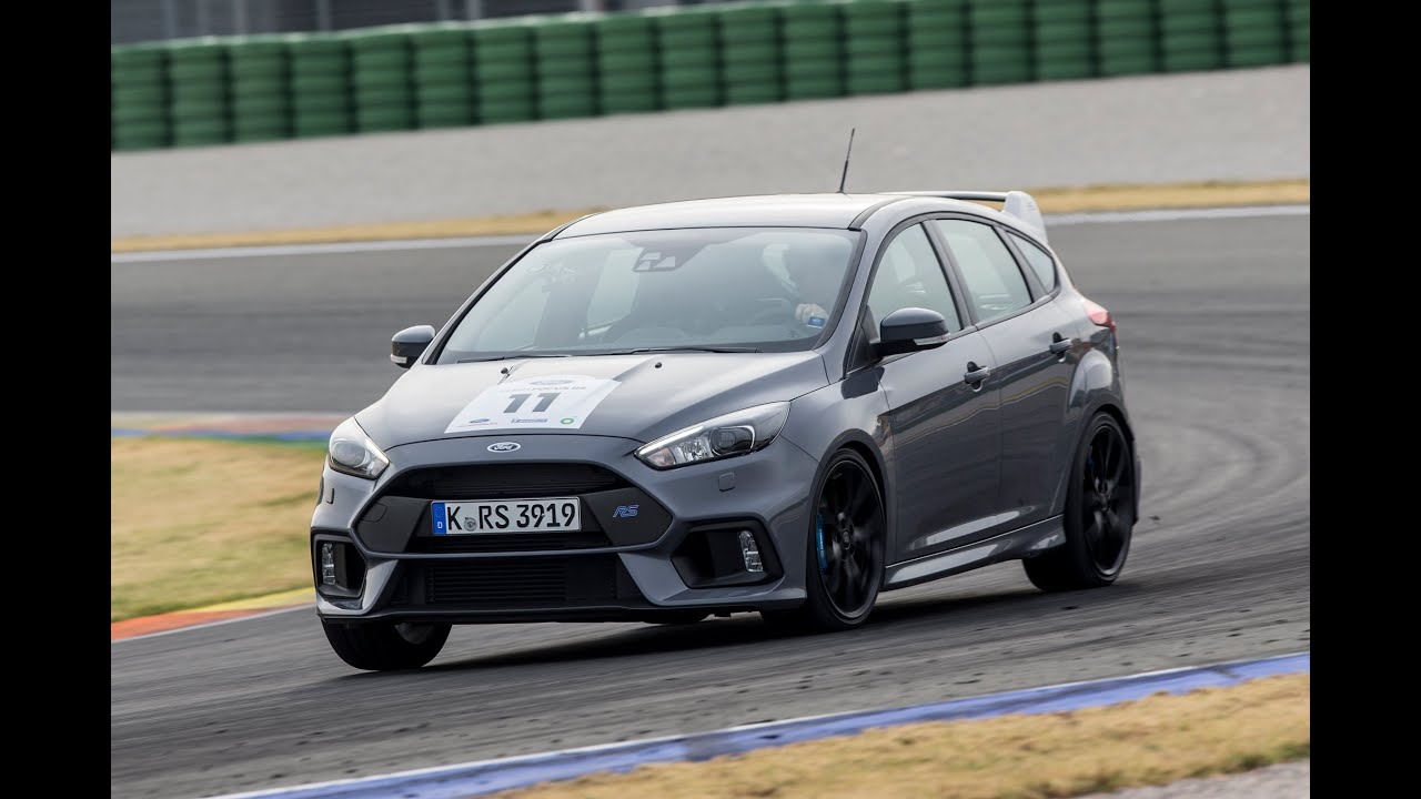New Ford Focus RS top speed : 345 bhp mega-hatch on road and Impressive ...