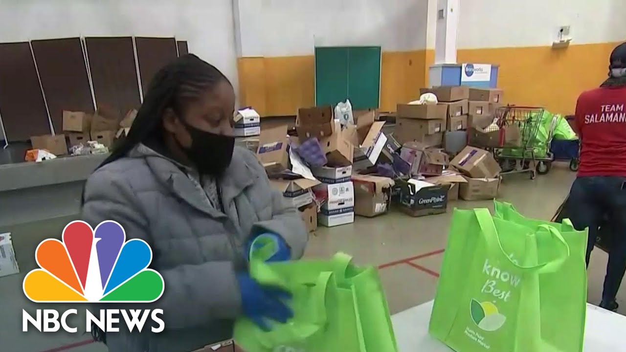 Long Lines Form At Food Banks Ahead Of Thanksgiving | NBC Nightly News ...