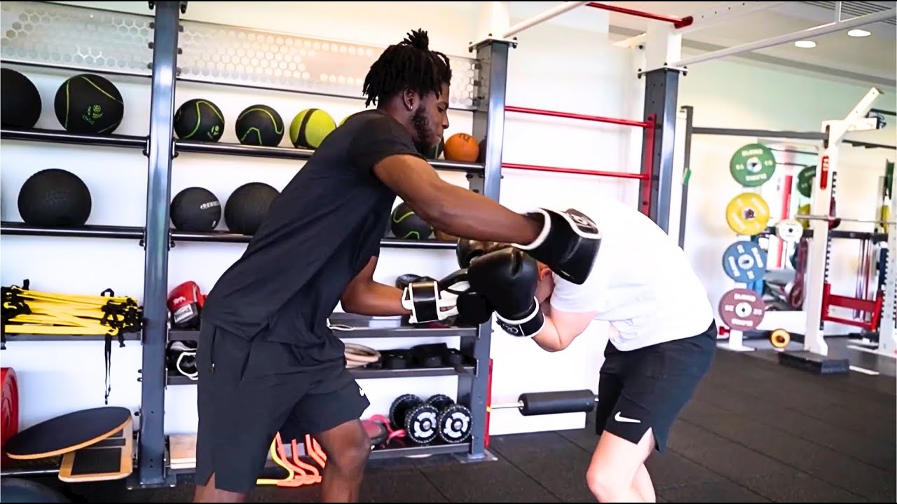 Theo Baker Breaks Up Fight Between SV2 & Ben Black - YouTube