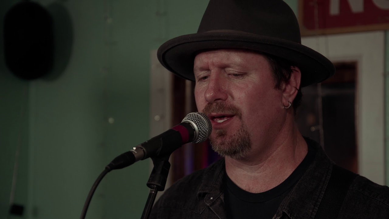 Thomas Hinds Still I Wait - YouTube