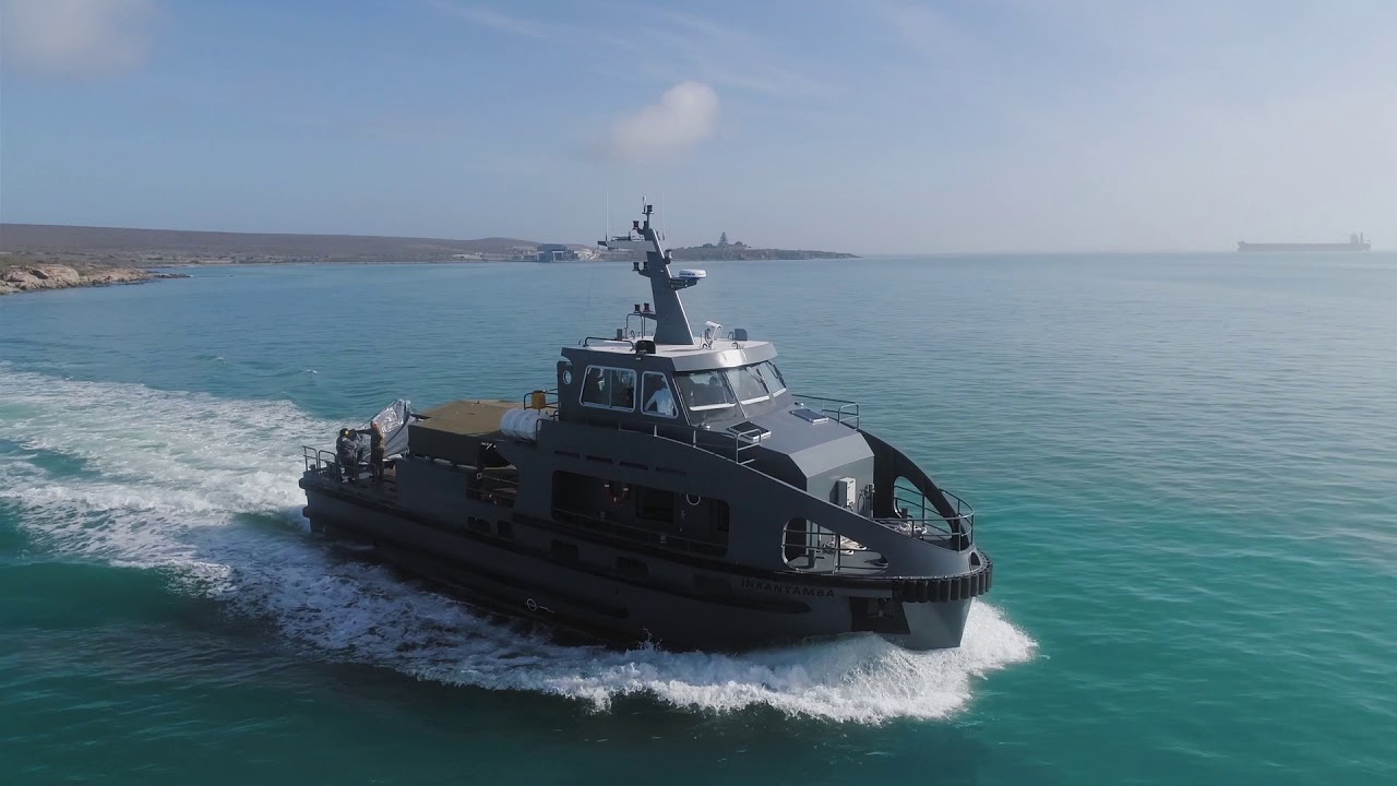 Veecraft 20m Workboat - YouTube