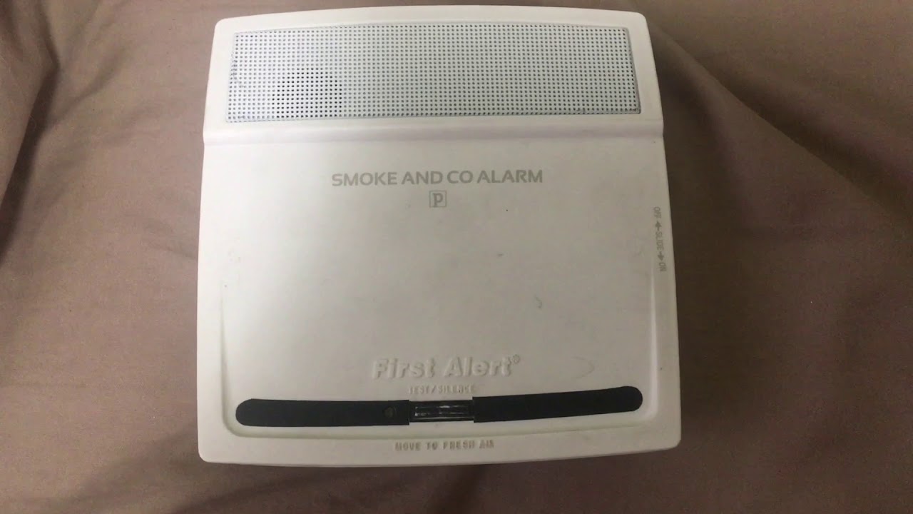 First Alert PC900V Low Battery Signal: Hallway - YouTube