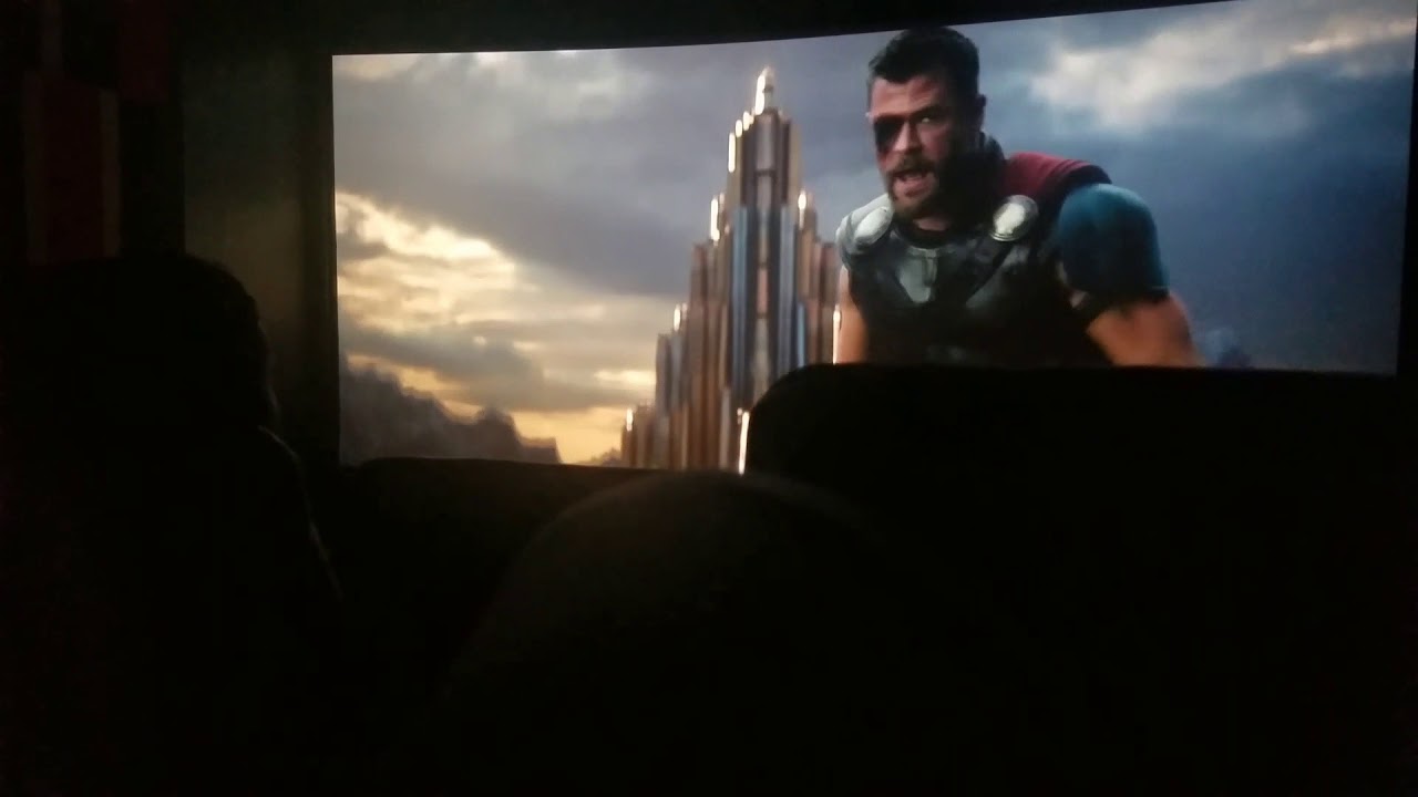 Thor Ragnarok: Ending Fight Scene - YouTube