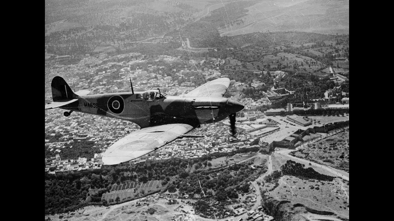 WW2 veterans commemorate RAF's 100th year - YouTube