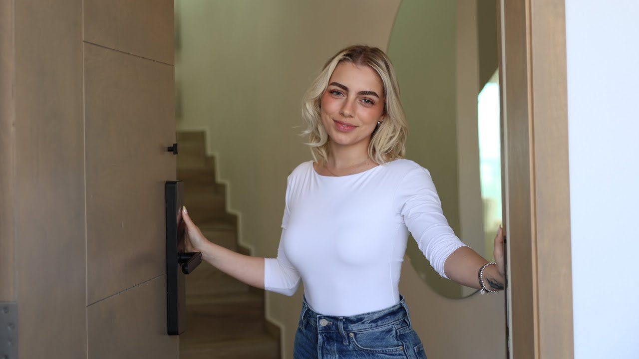 Me compre mi primera casa! House tour | Danny Alfaro - YouTube