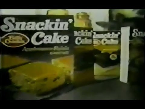 Betty Crocker Snackin' Cake Commercial (1974)