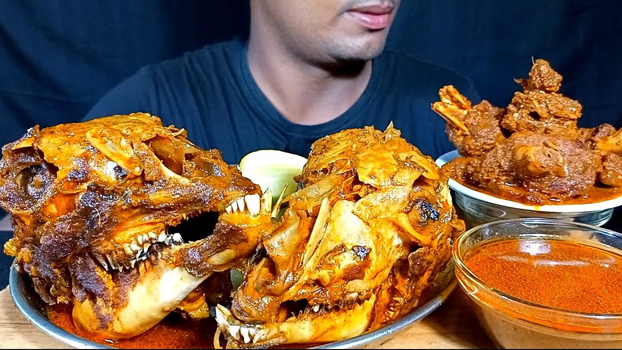 Eating Two Big Goat Head Curry, Spicy Mutton Curry with Rice | Big ...