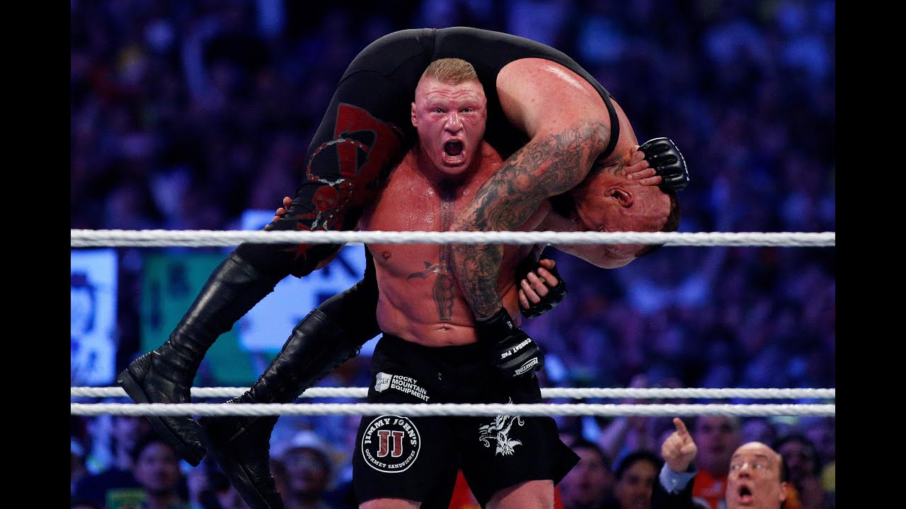 UNDERTAKER DEFEAT THE BEAST EXTREMRULES - YouTube