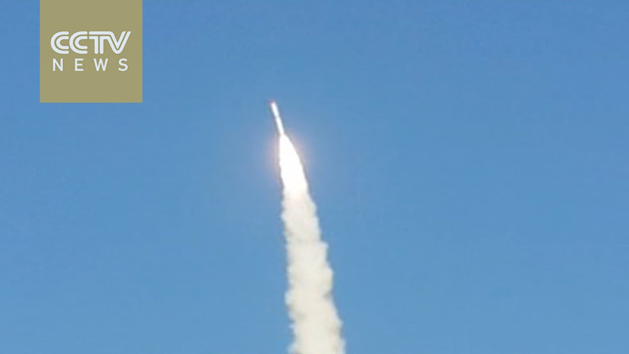 Pakistan test fires long-range ballistic missile - YouTube