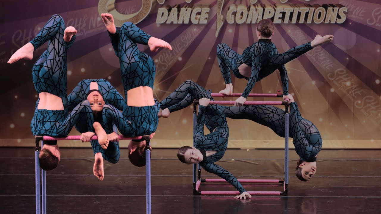 Geometric | Intermediate Acro Trio - YouTube