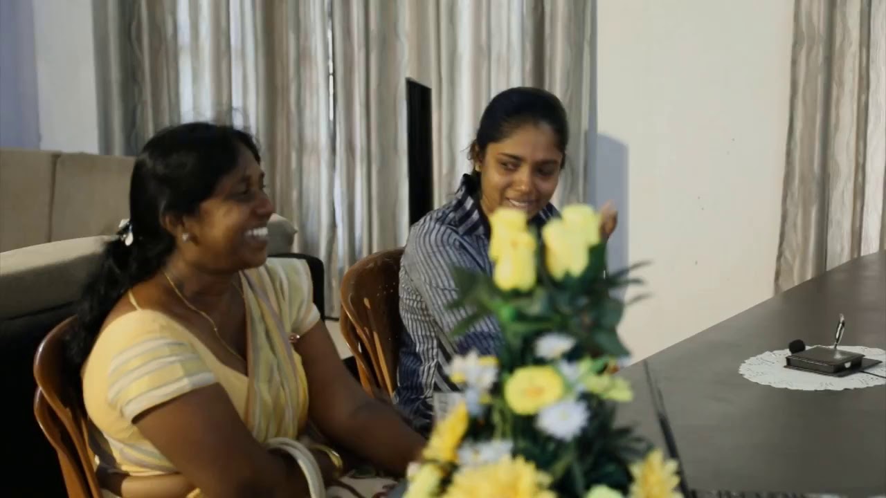 The English Bank Giribawa - YouTube