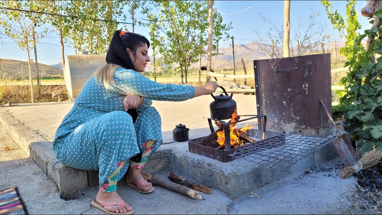 Mix of Iranian nomadic lifestyle | village lifestyle of Iran - YouTube