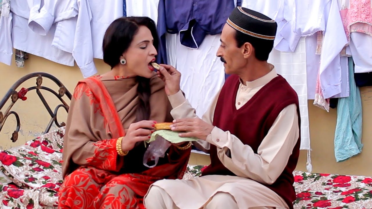Pothwari Funny Drama - Ghar ka khana Subhan Allah - Anjum Malik best ...