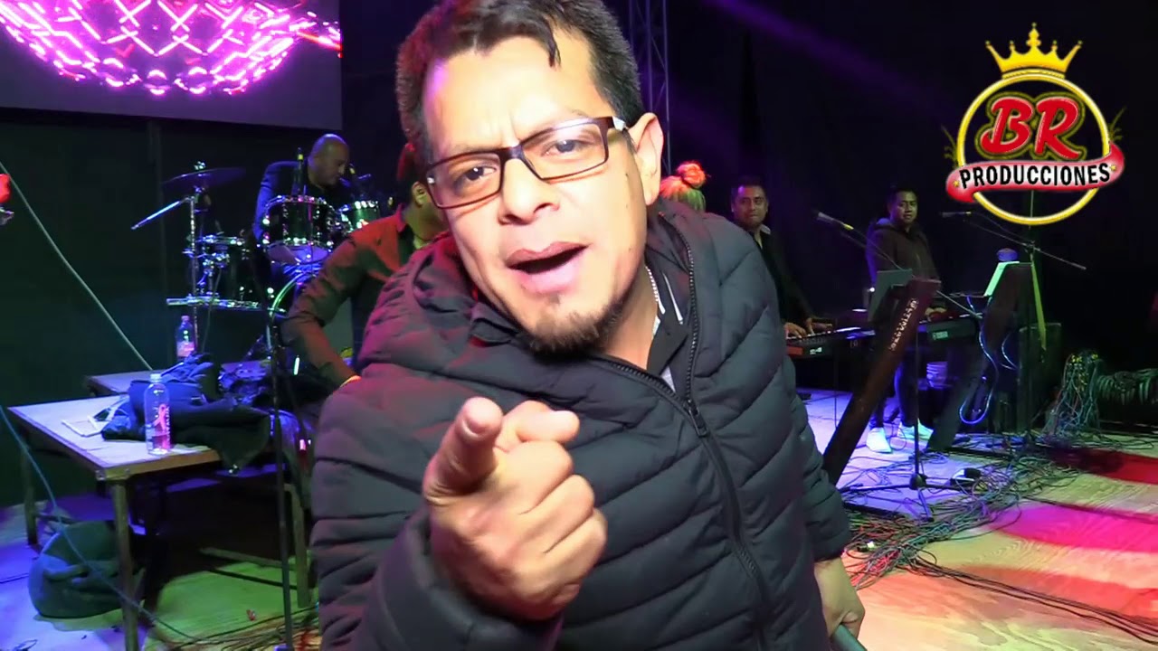 Tony rey en vivo con Tributo klan - YouTube