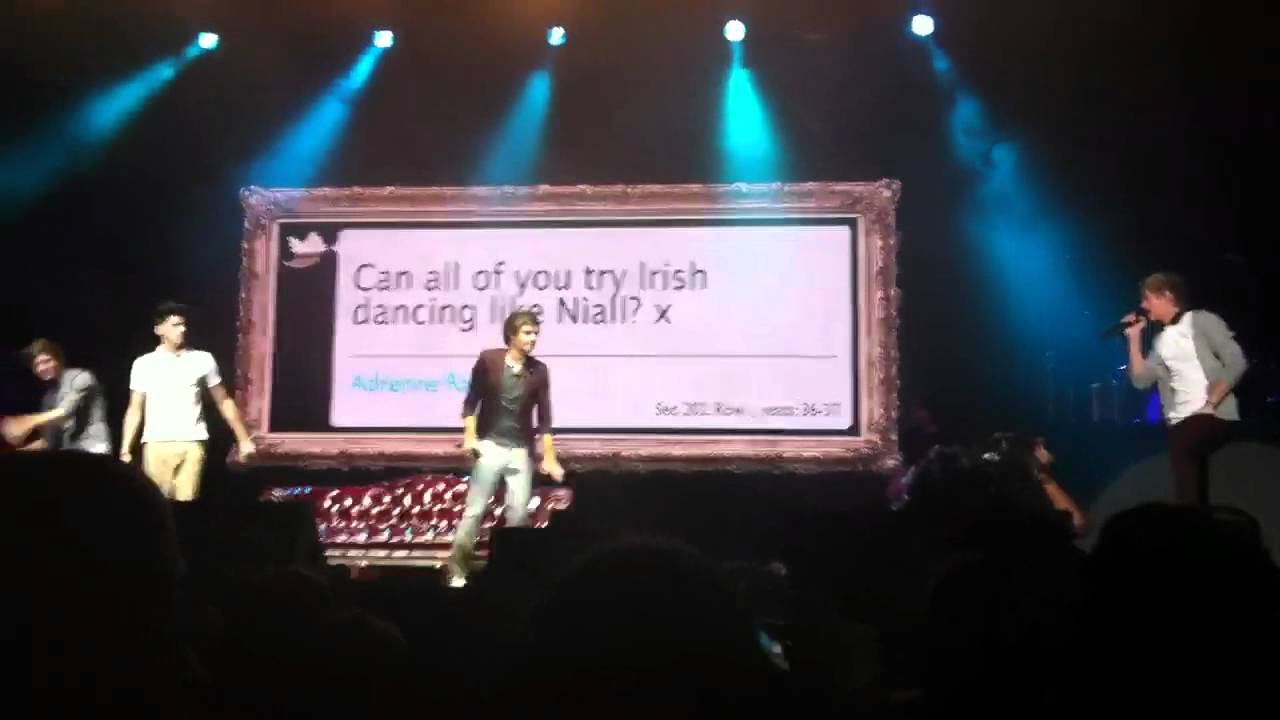 One Direction - Irish Dancing (Live) - YouTube