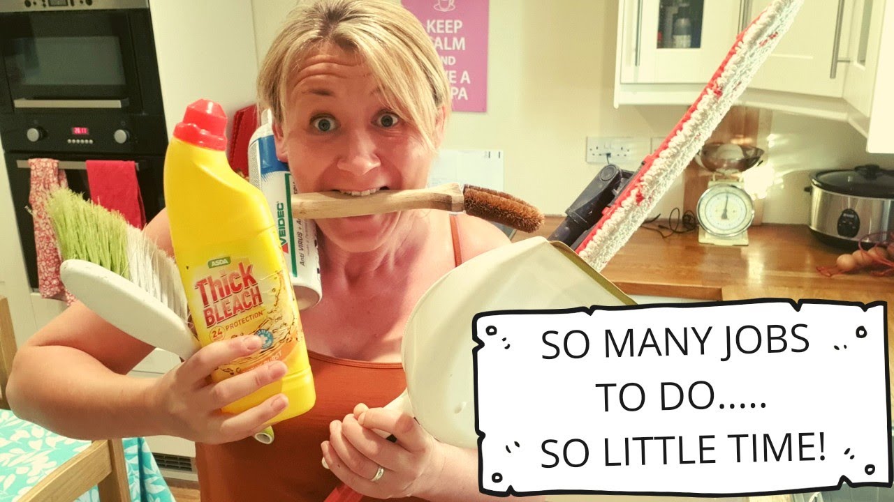 So many jobs....... so little time. UK VLOG - YouTube