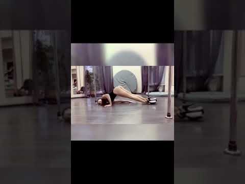 Dance for you - look at my flexibility