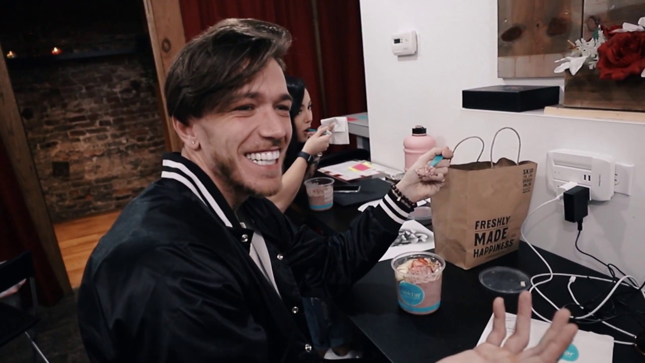 73. iShine and Devonne on AirForce 1's for tattooing? - YouTube
