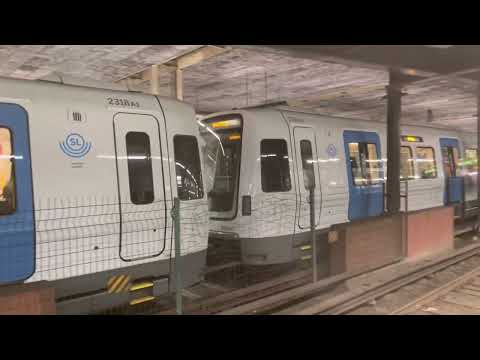 SL: C30 #2317/#2313 + C30 #2337/#2318 + C20 #2058/#2254 + C20 #2142/#2258 at Gemla stan - YouTube