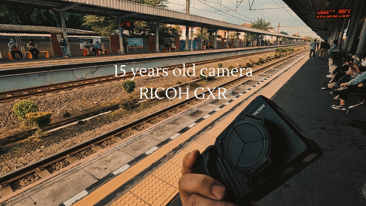 Street photography pakai kamera tua ENJOY bgt RICOH GXR - YouTube