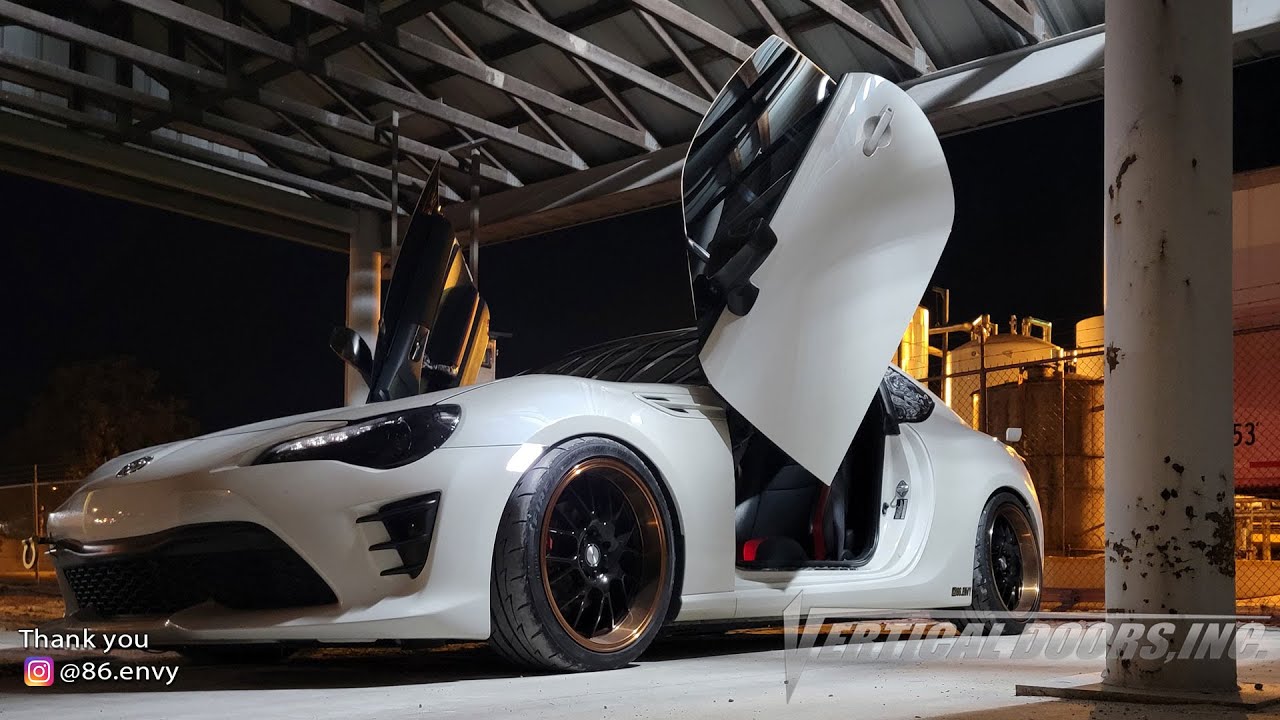 @86.envy Toyota 86 from Ohio featuring Vertical Lambo Doors Conversion ...