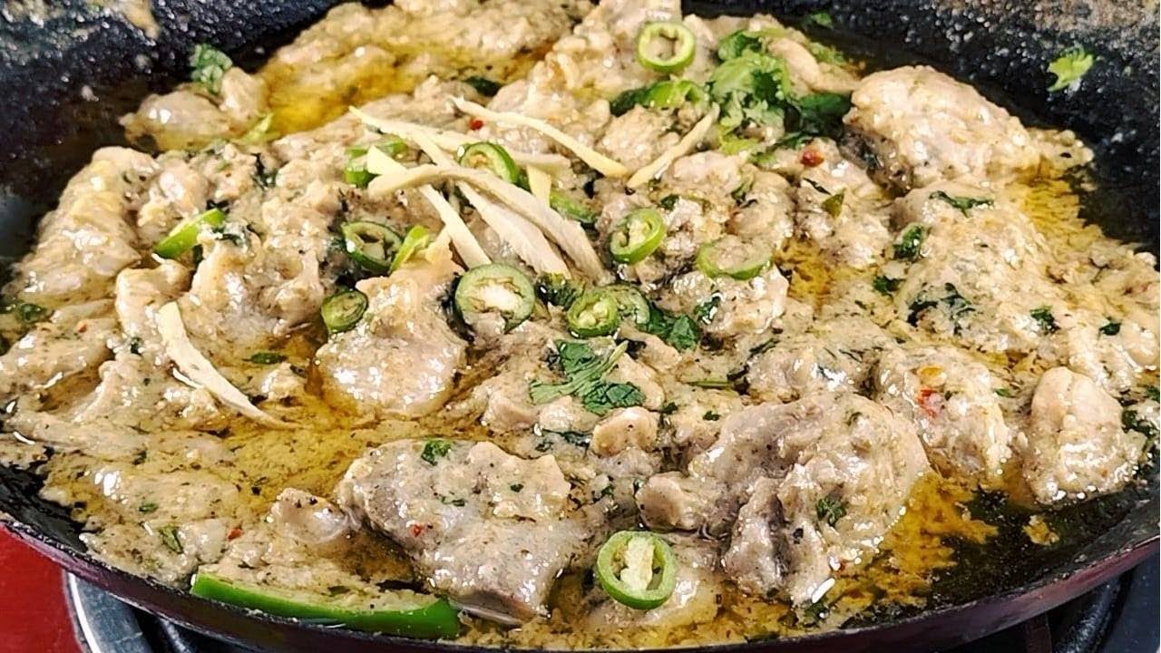 Issey Mazedaar CHICKEN KARAHI Apne Khaye Nahi Hoge - Chicken White ...