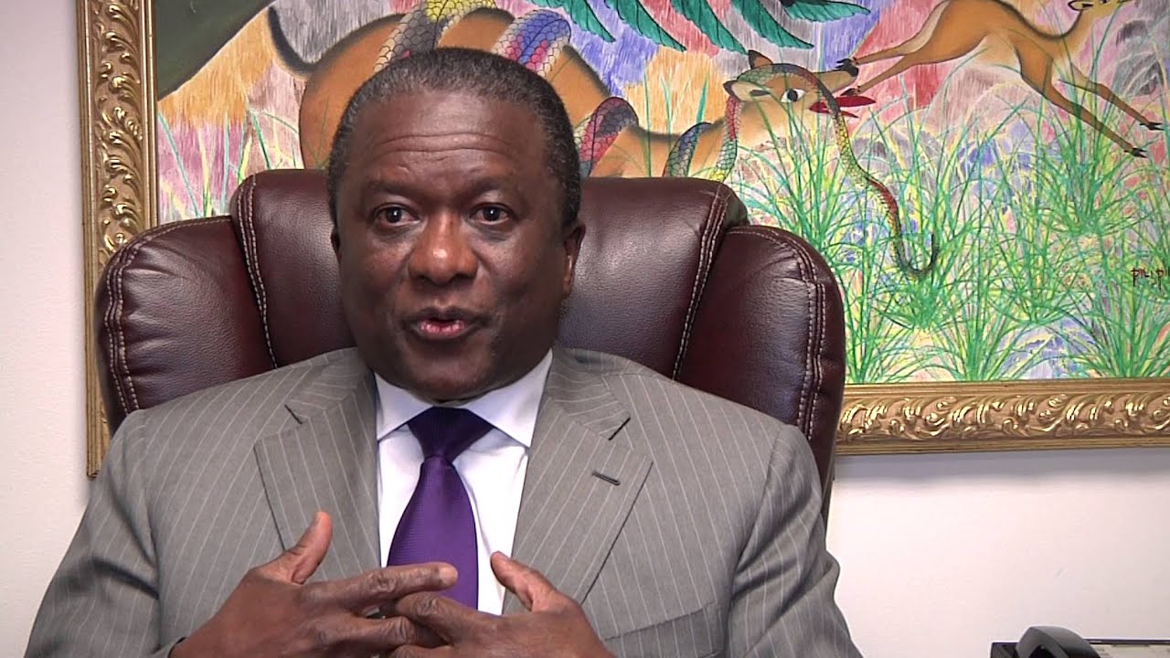 Mory Diané sur le secteur minier en Guinée. Deuxième partie - YouTube