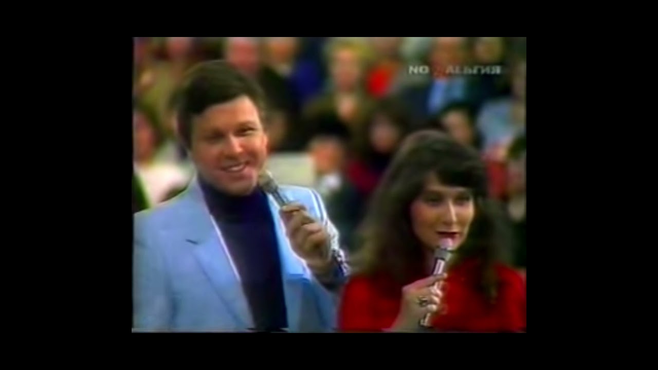 East Coast Gamer And Maria Christina Fritch sings a Russian Song - YouTube