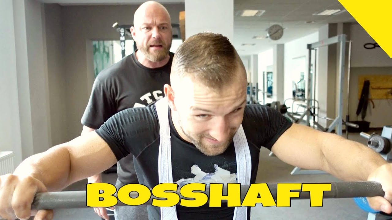 Bosshafte Kniebeuge mit Robert Förstemann - YouTube