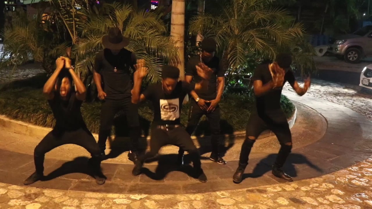 YEMI ALADE-JOHNNY FT OPTIMISTIC DANCERS MARCH 22,2017 - YouTube