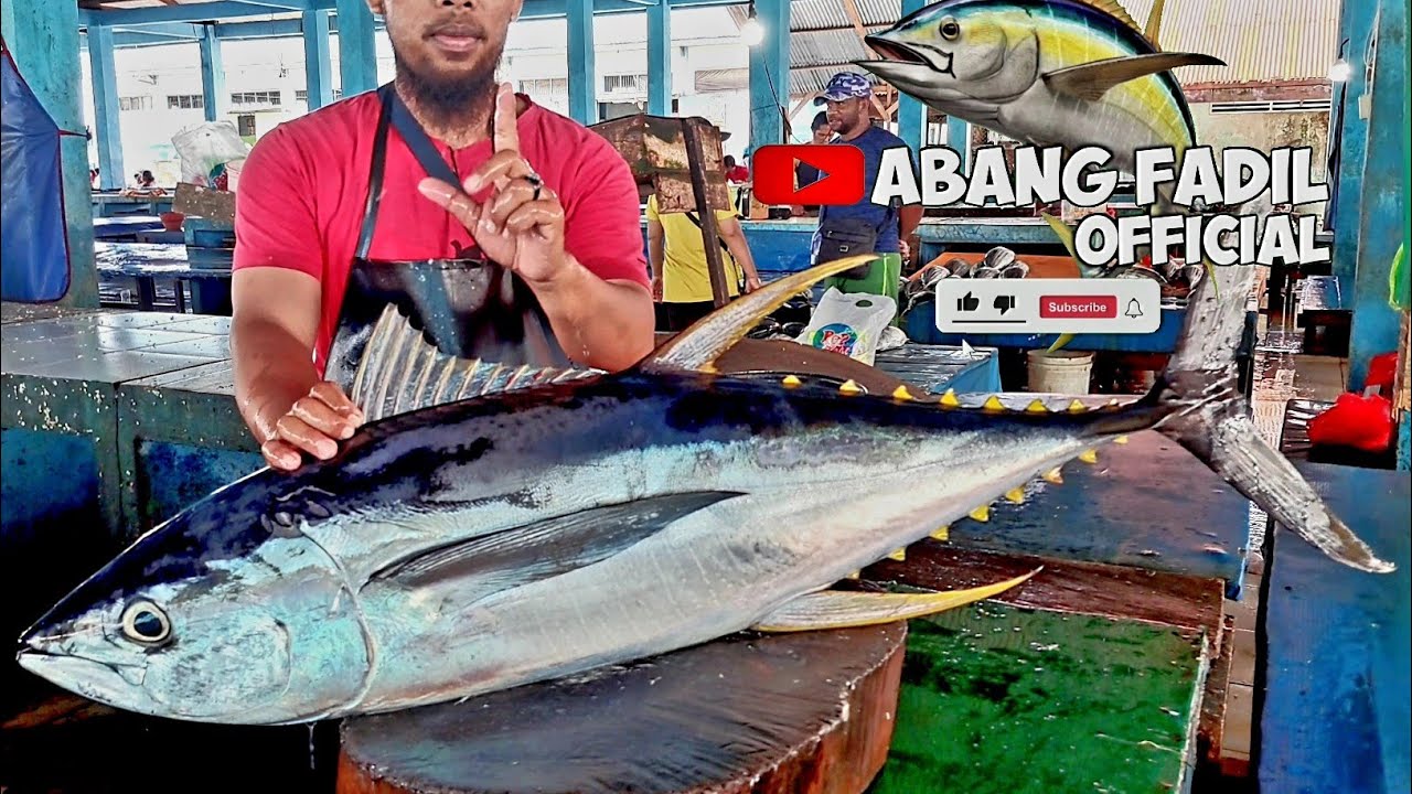 🔪🐬🔥SKILLS DAHSYAT MEMOTONG MONSTER TUNA SIRIP KUNING 2 EKOR‼️DI PASAR ...