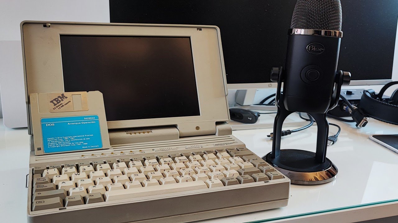 Recuperando un ordenador portátil 286 (PC AT) del año 1990 - YouTube