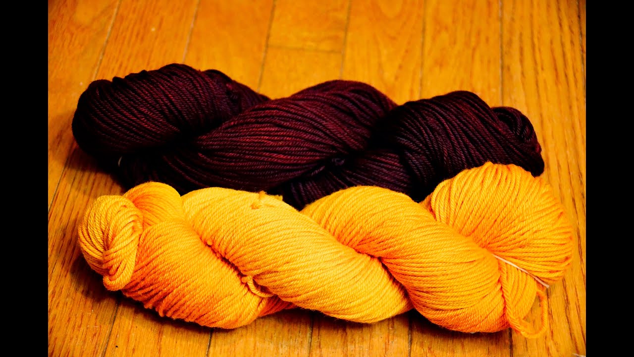 Knitpal yarn, team colors. - YouTube