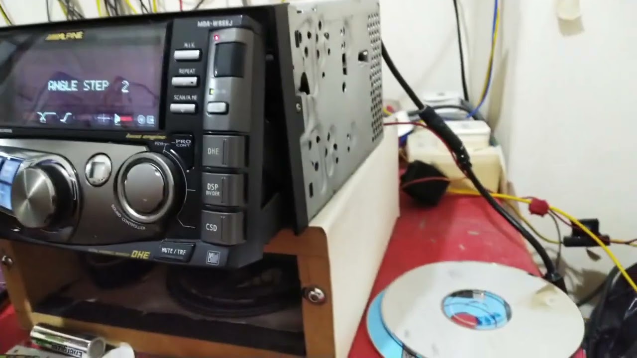 Alpine Old school JDM double din DSP unit MDA-W955J - YouTube