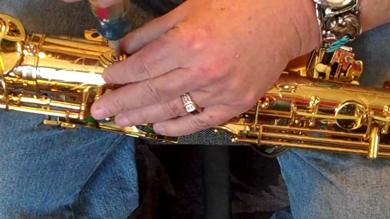 New Saxgourmet Thumb Rest - YouTube