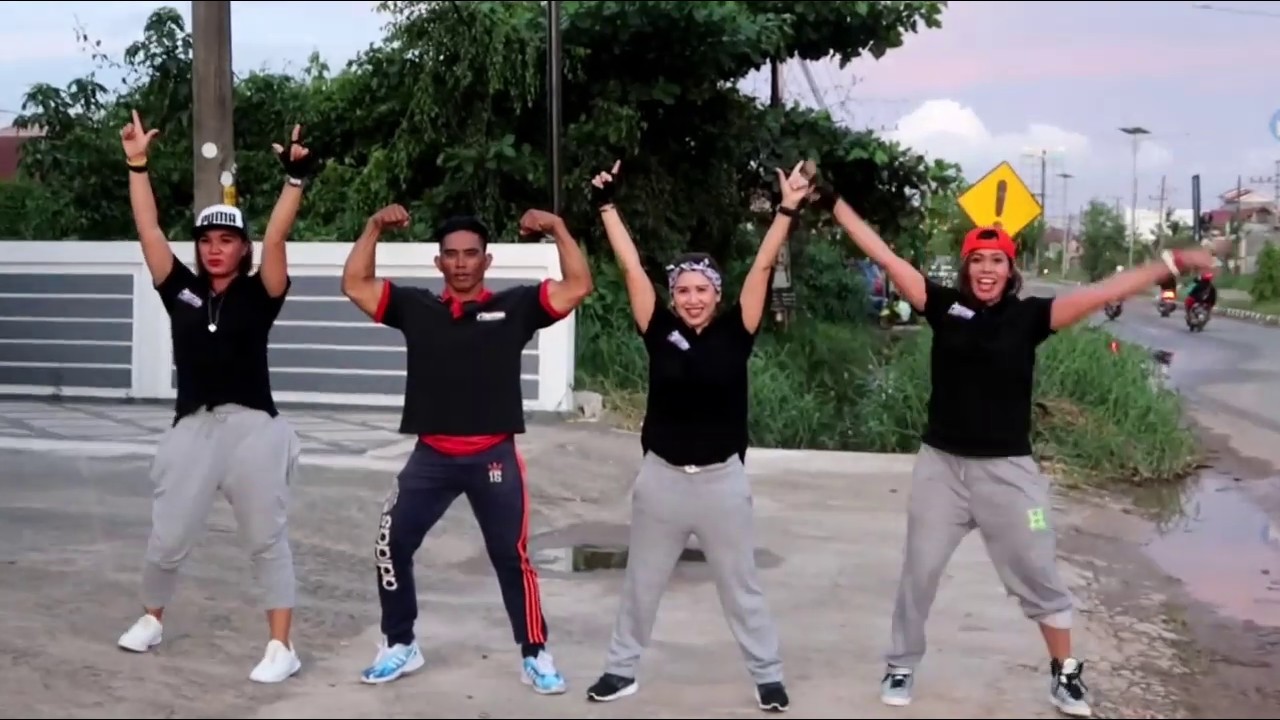 Zumba " Twerking By El Inca Mami Ft Ronald El Orove/BFS Studio ,Sangatta - YouTube Music