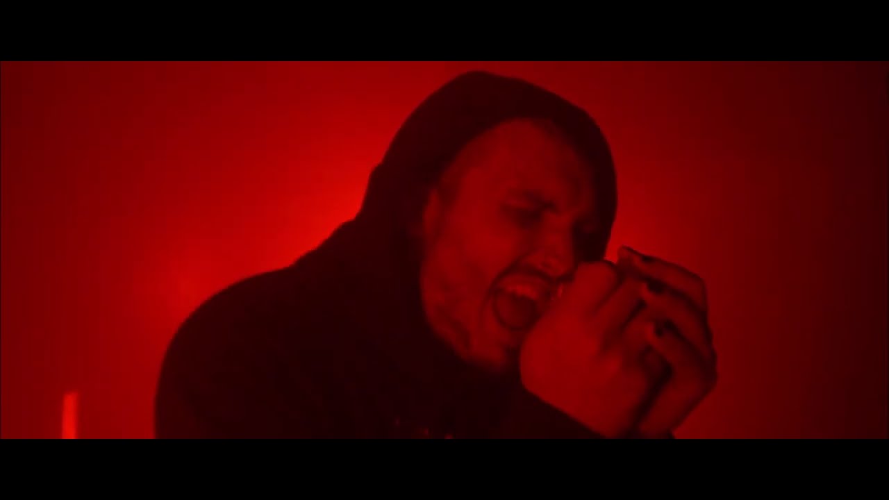 CHILLS (OFFICIAL MUSIC VIDEO) - YouTube