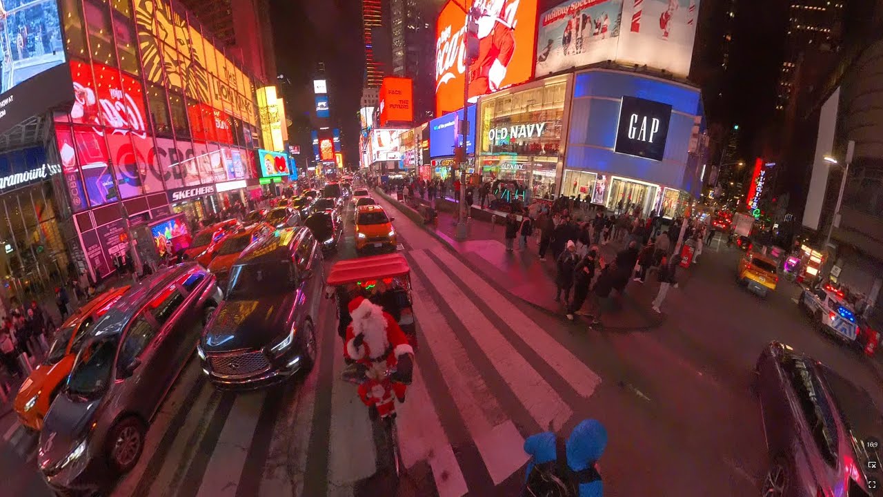 ON BROADWAY * walking from 46th to 40th Street - YouTube