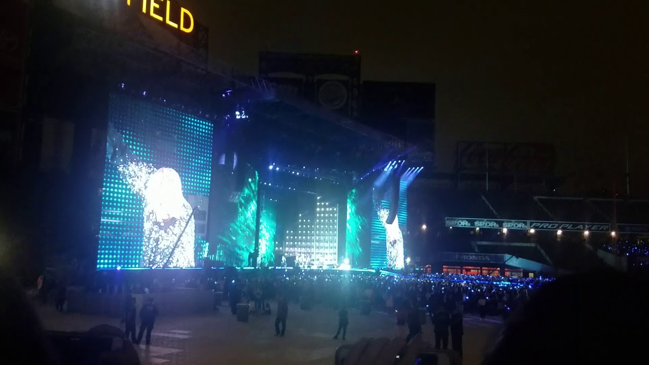 BTS Love Yourself Concert in NY Citi Field 20181006 - "Serendipity ...