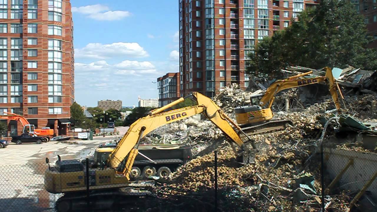 Demolition Clean Up With Komatsu Excavators - YouTube