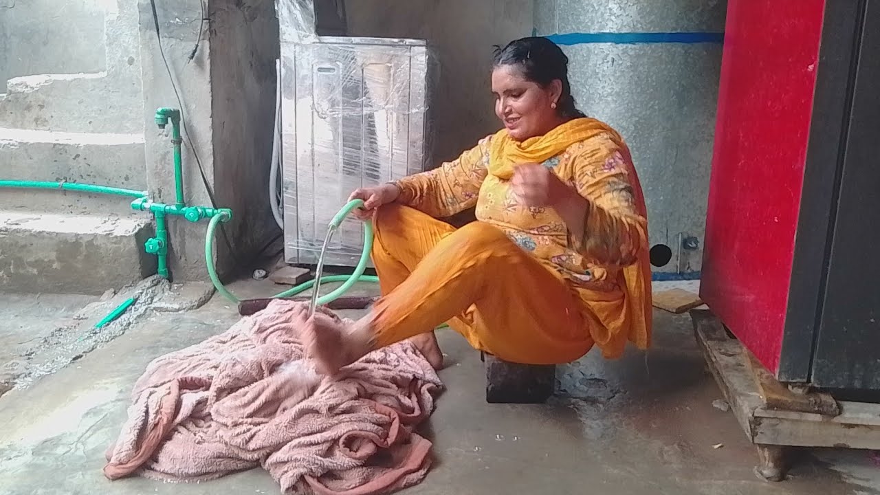Today i washing blanket _ Desi house wife routine _ Desi aunty daily ...