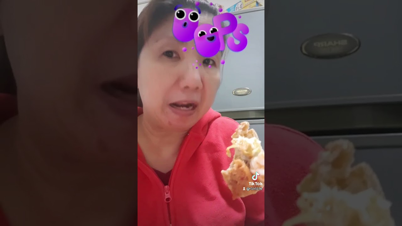 Stinky tofu in chinese "cho tofu" - YouTube