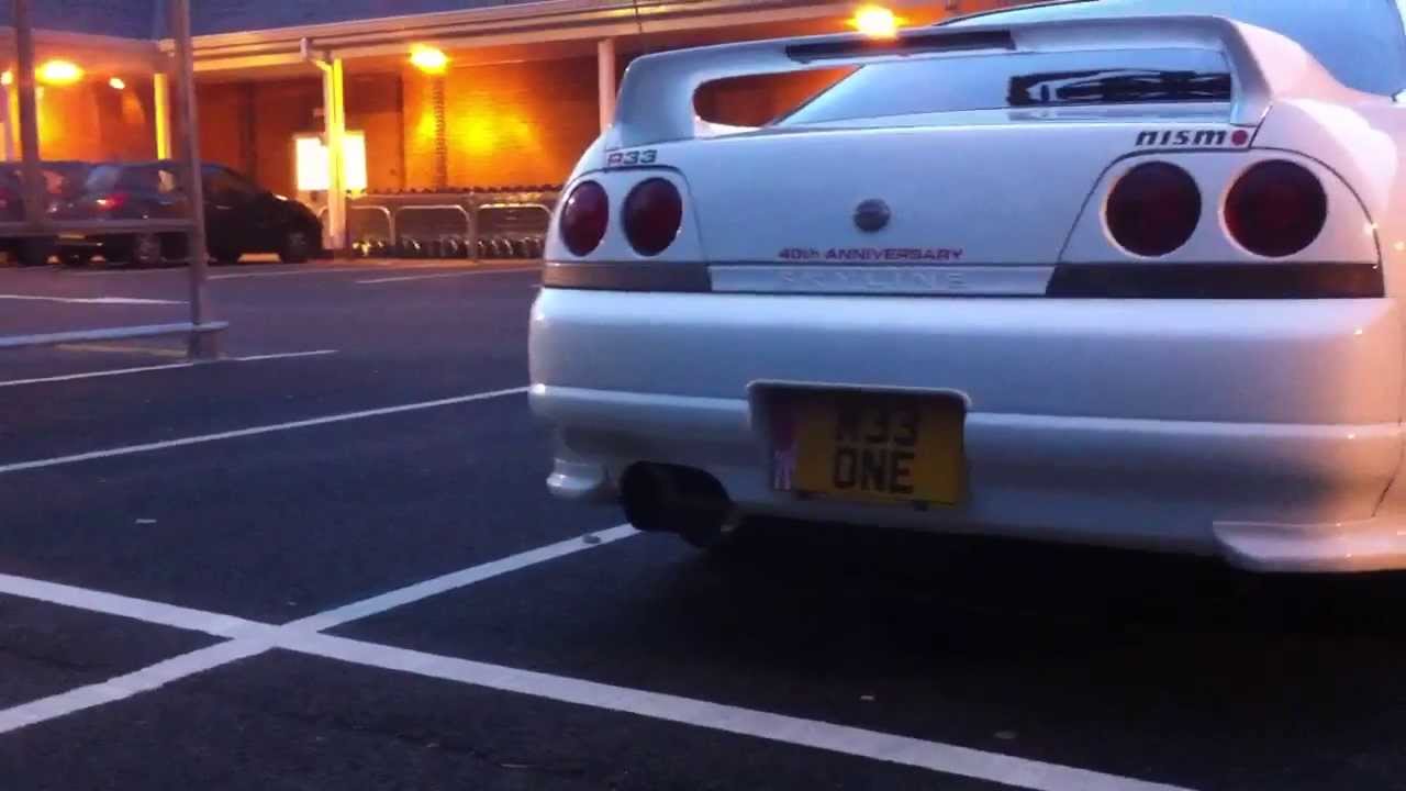 R33 GTST Skyline with Bee R limiter - YouTube