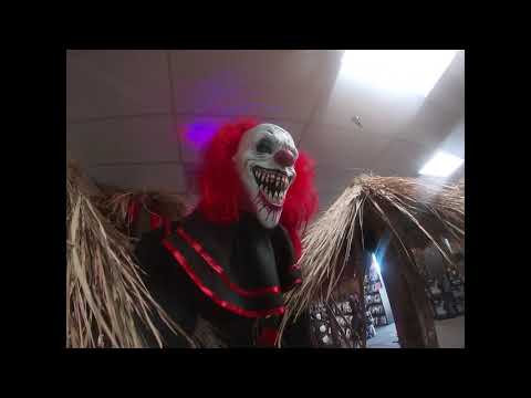 Spirit Halloween 7 Ft Crouchy Animatronic - YouTube