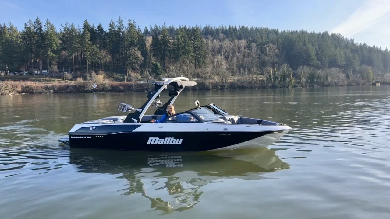 2023 Malibu 23 LSV Walkthrough - YouTube