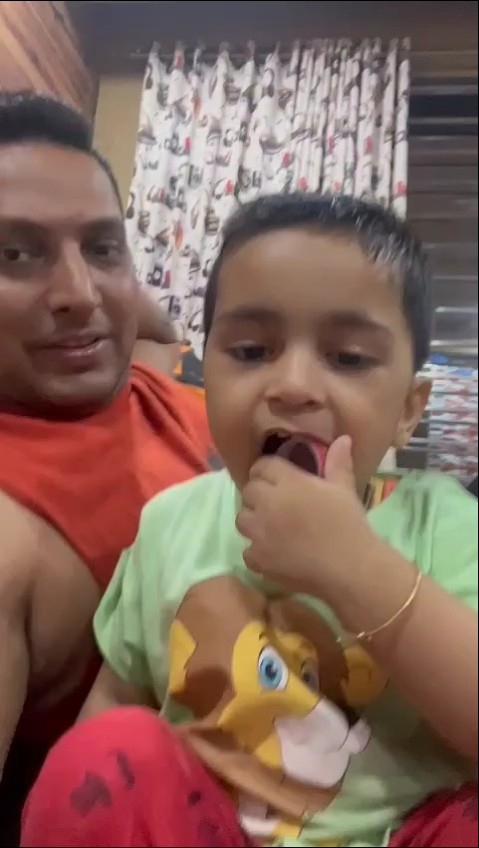 #cute baby having fun with dad #kids masti #love for kids #baba # ...