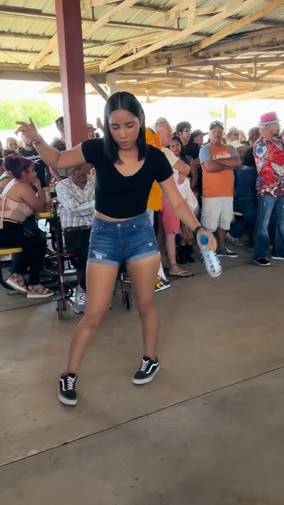 La flaka Wepa #dance #kingsdelwepa - YouTube